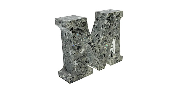 Декоративен елемент буква M