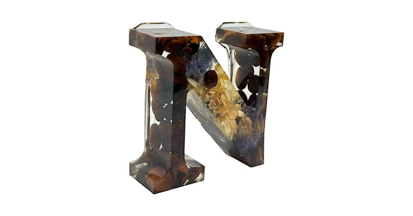 Декоративен елемент буква N кафе